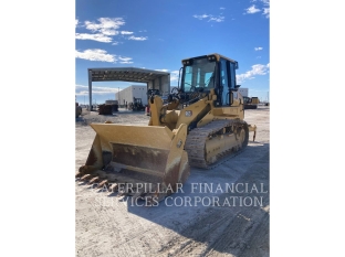 Track Type Loaders / Crawlers - Puckett Machinery